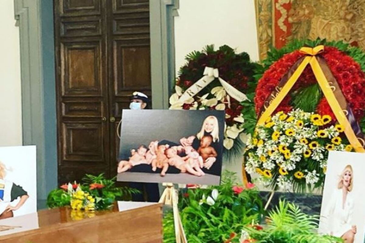 I nipoti di Raffaella Carrà: chi sono I nipoti di Raffaella Carrà: chi sono