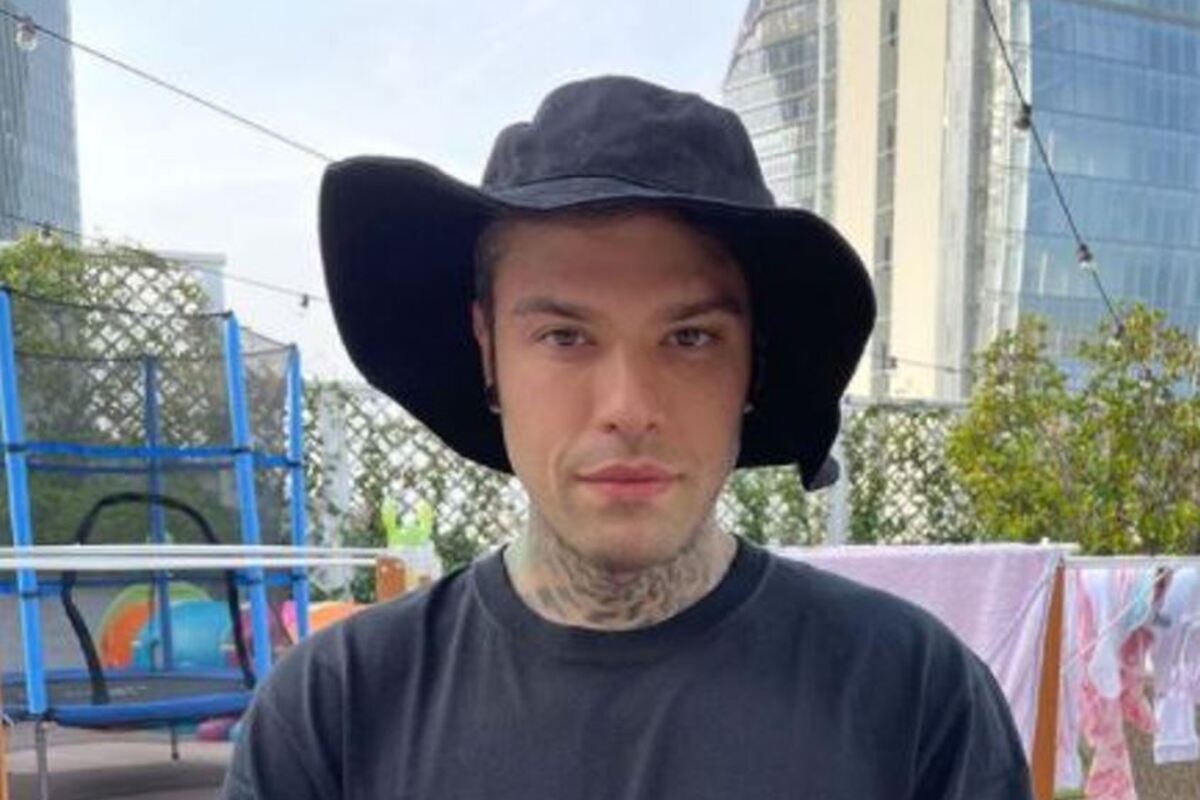 Fedez contro il Codacons per il social down: le parole | Style24.it Fedez contro il Codacons per il social down: le parole | Style24.it